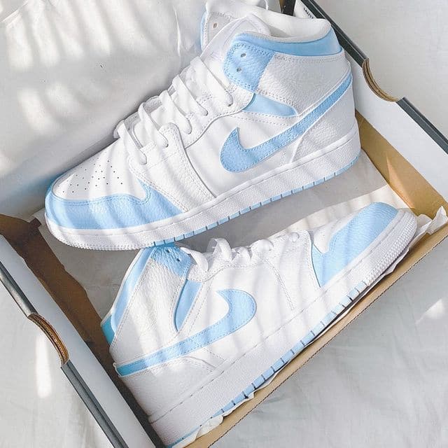 BABY BLUE AIR JORDAN 1 CUSTOM – insdrip